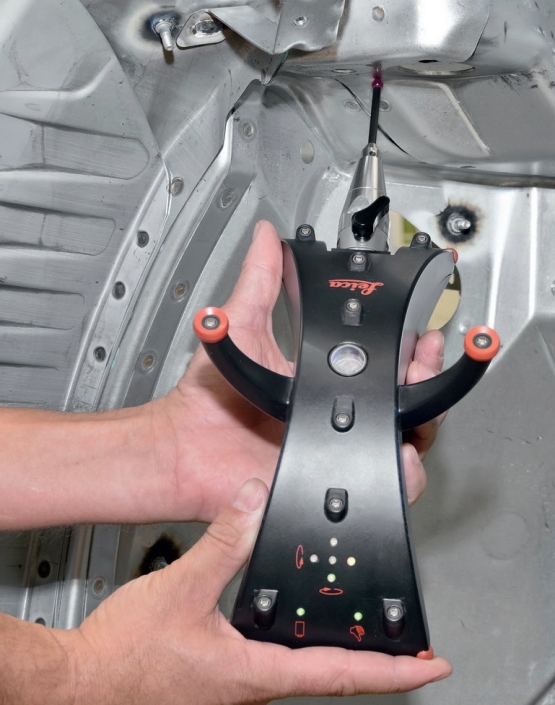 Leica Absolute Tracker - Laser trackers | Precinor AS